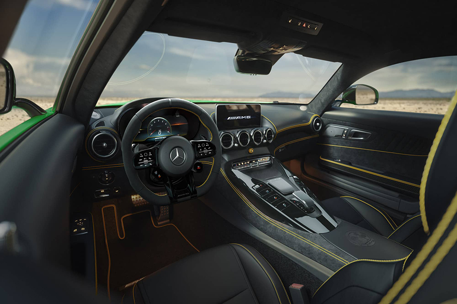 mercedes-benz-amg-hub | Mercedes-Benz of Bonita Springs