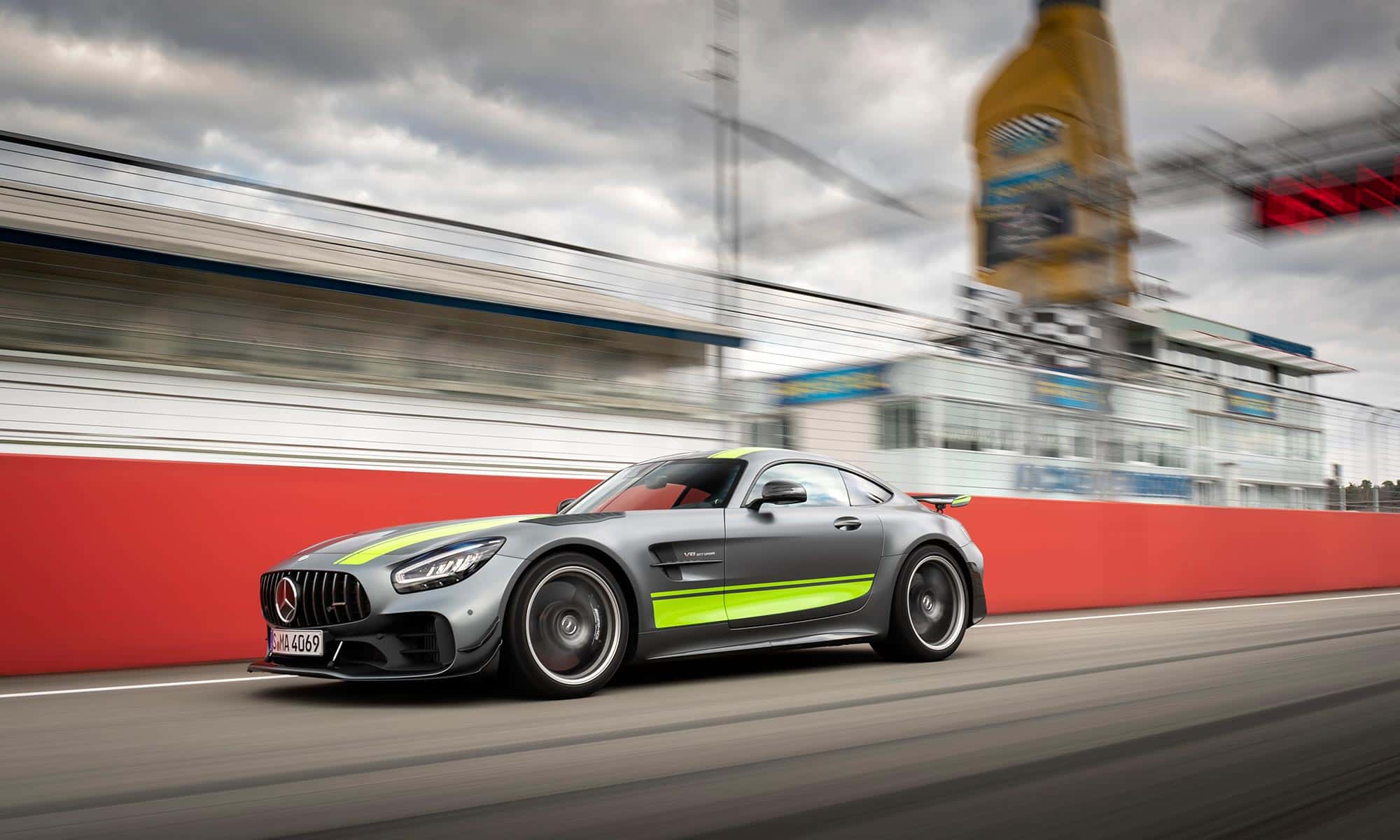 Mercedes-Benz Tech You Need to See | Mercedes-Benz of Naples