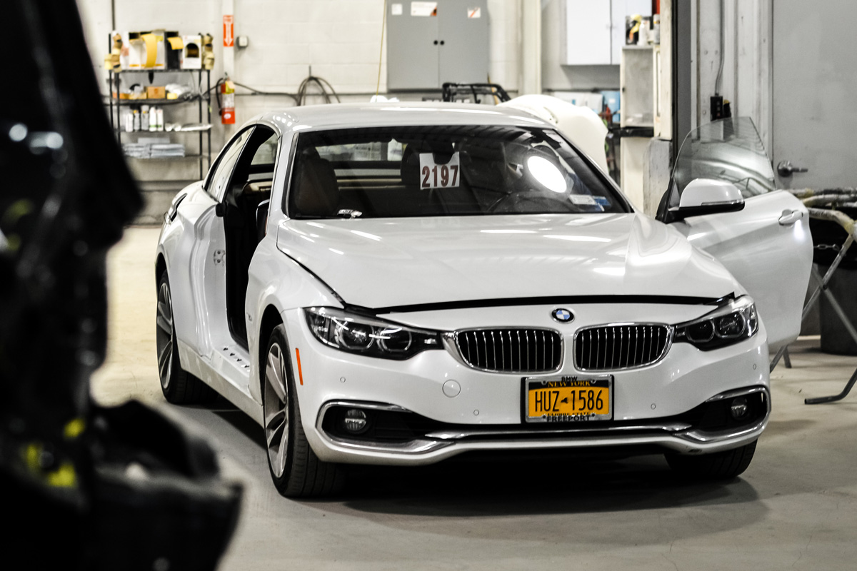 BMW of Freeport Collision Center